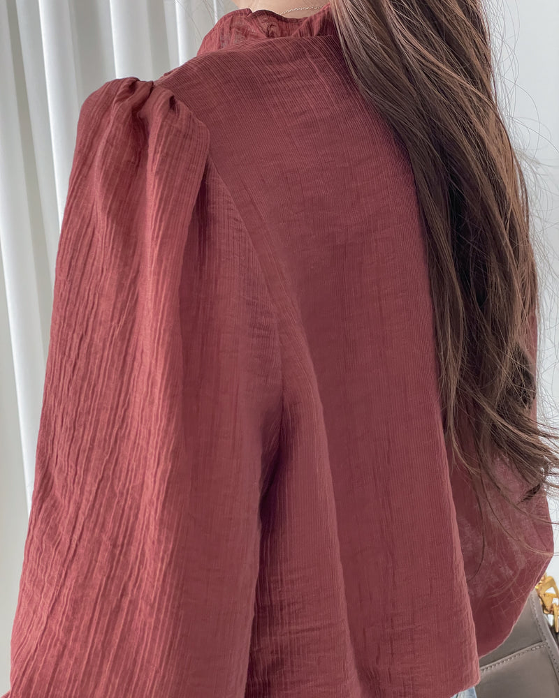 BrickRed Ruffle V Blouse 磚紅立體壓褶 V領荷葉邊襯衫/ BU9129 – INTENT style collection